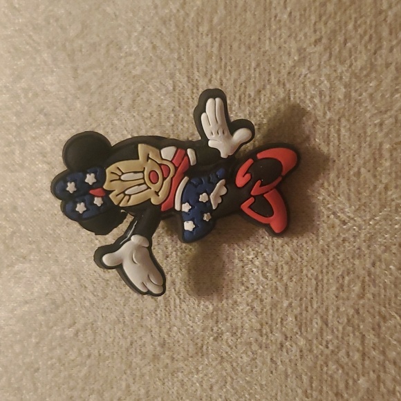 Disney | Accessories | Disney Patriotic Minnie Mouse Jibbitz | Poshmark